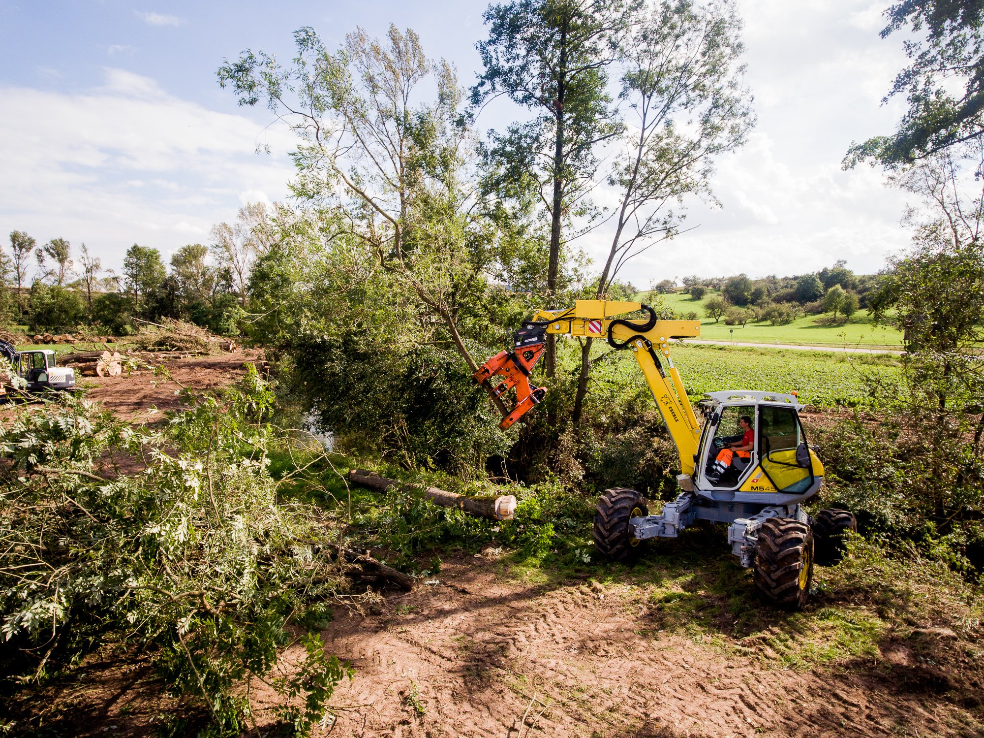 Gute Verbindungen / Broß Holz